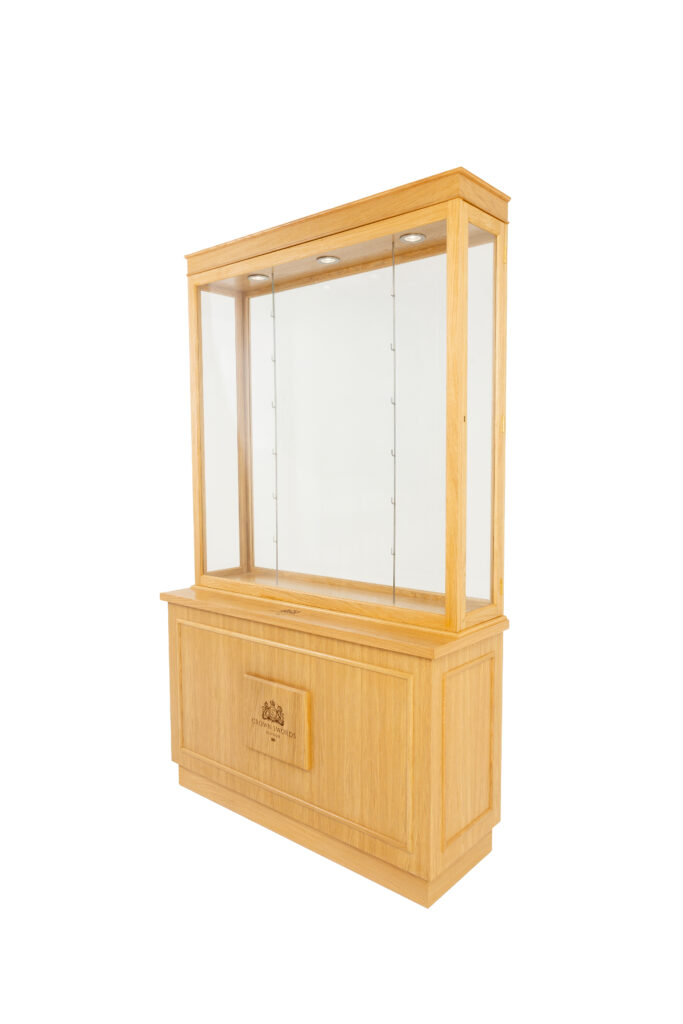 Floating Luxury Sword Display Cabinet – Crown Swords England Ltd
